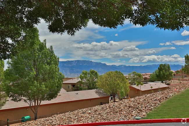 Links at High Resort Apartments - Rio Rancho, NM | ForRent.com