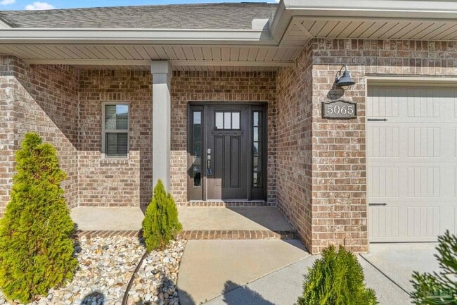 5065 Wheeler Way Off-Campus Housing, Pensacola, FL