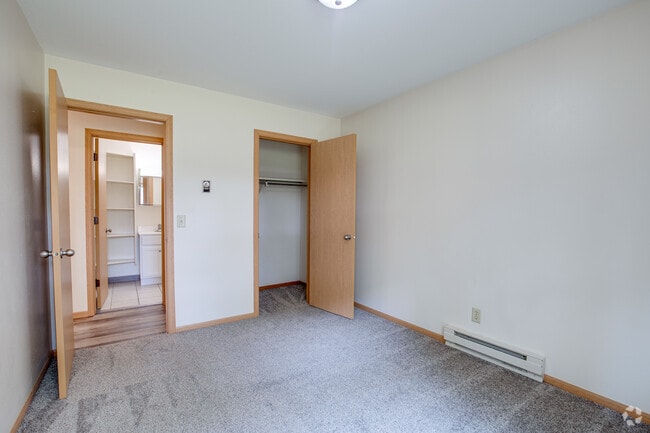 The Maples Apartments - Eau Claire, WI | ForRent.com