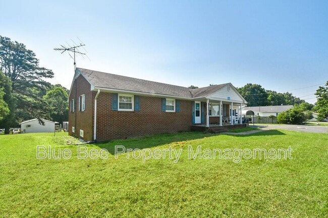 150 Deacon Rd Unit 150 Deacon Road Main House - Condo for Rent in ...