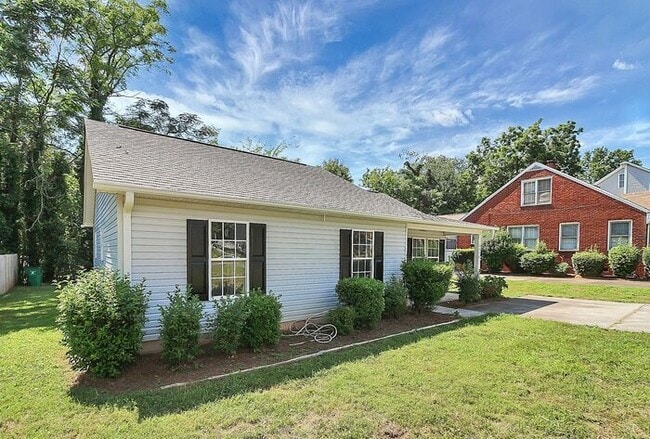 UPDATED 3BD/2BA Ranch Home in Druid Hills! - House Rental in Charlotte ... UPDATED 3BD/2BA Ranch Home in Druid Hills! - House Rental in Charlotte ...