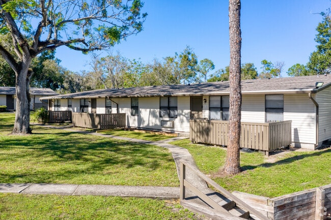 Sunset Oaks Apartments - Orlando, FL | ForRent.com