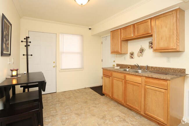 Windwood Place Apartments For Rent in Cheektowaga, NY | ForRent.com