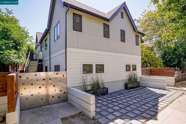 1017 47th St Off-Campus Housing, Emeryville, CA