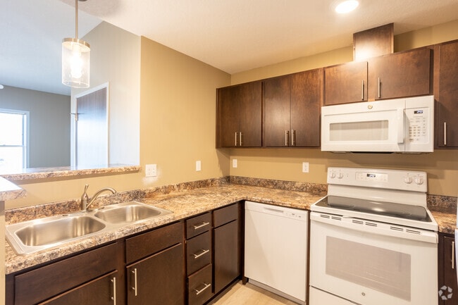 Cedar Rapids Brickstone Apartments - Cedar Rapids, IA | ForRent.com