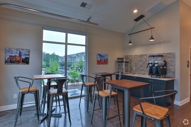 The Ridge Clemson Apartments | Clemson University | Off-Campus Housing ...