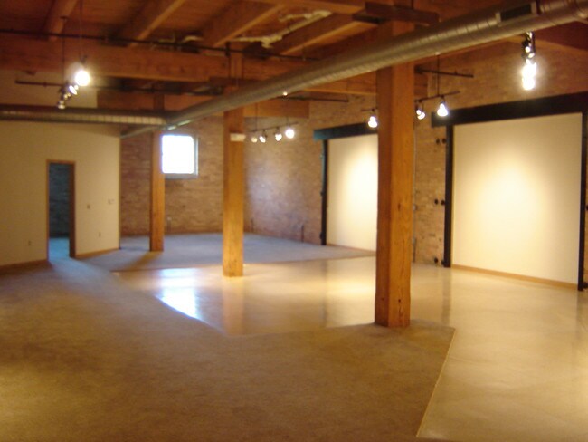 Mitchell Wagon Lofts - Racine, WI | ForRent.com