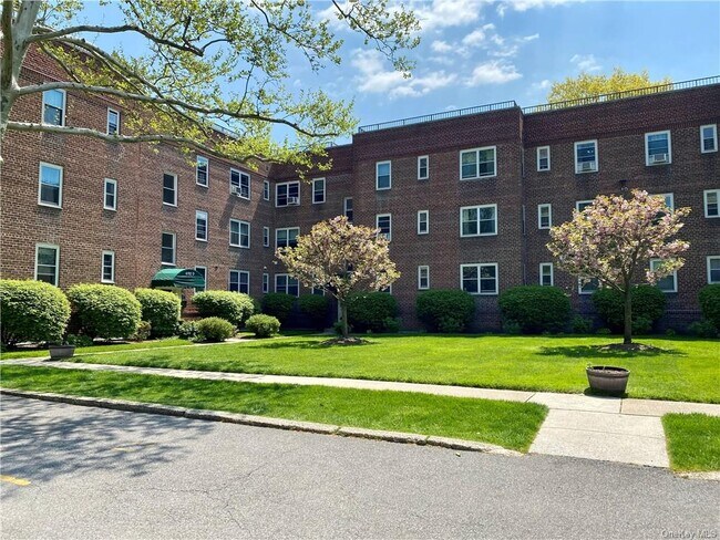 4782 Boston Post Rd Condo Unit C1L - Condo for Rent in Pelham Manor, NY ...