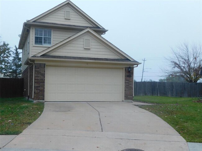 8606 E Rachlin Cir - House Rental in Houston, TX | ForRent.com