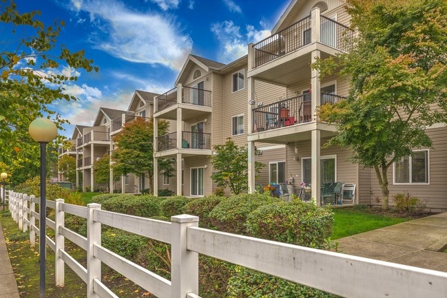 VINTAGE AT BURIEN Apartments For Rent in Burien, WA | ForRent.com