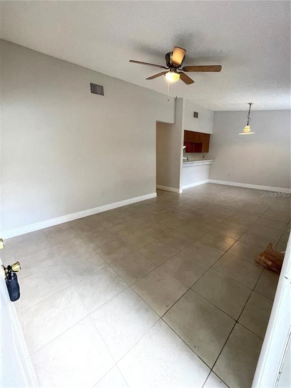 1918 Crystal Grove Dr Off-Campus Housing, Lakeland, FL