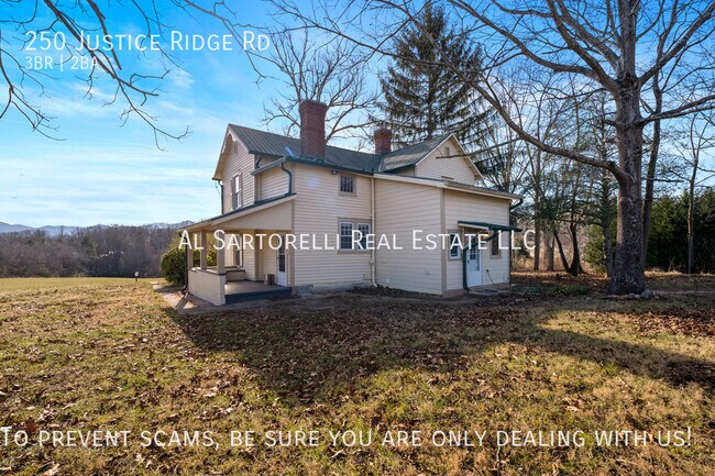 Amazing 100+ year old farm house with view... - House Rental in Candler ...