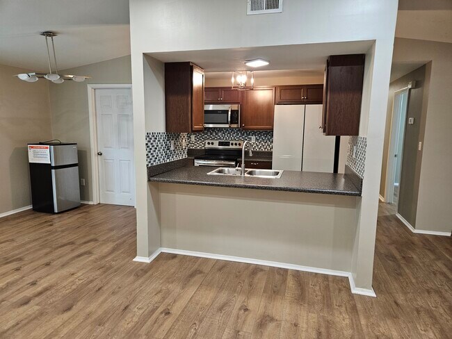 182 Forestview Cir House - House Rental in Columbia, SC | ForRent.com