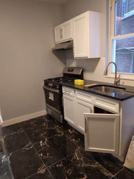 89 Ash St Unit 2r - Apartment for Rent | Yonkers, NY | Starting at ...