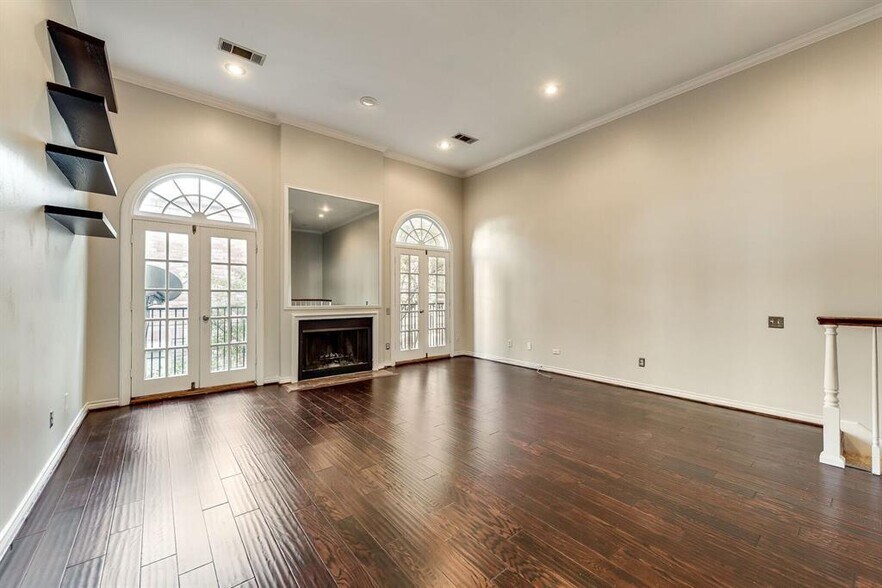 4519 Gilbert Ave Unit D - Condo for Rent in Dallas, TX | ForRent.com