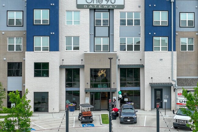 One90 Gateway Apartments - Plano, TX | ForRent.com