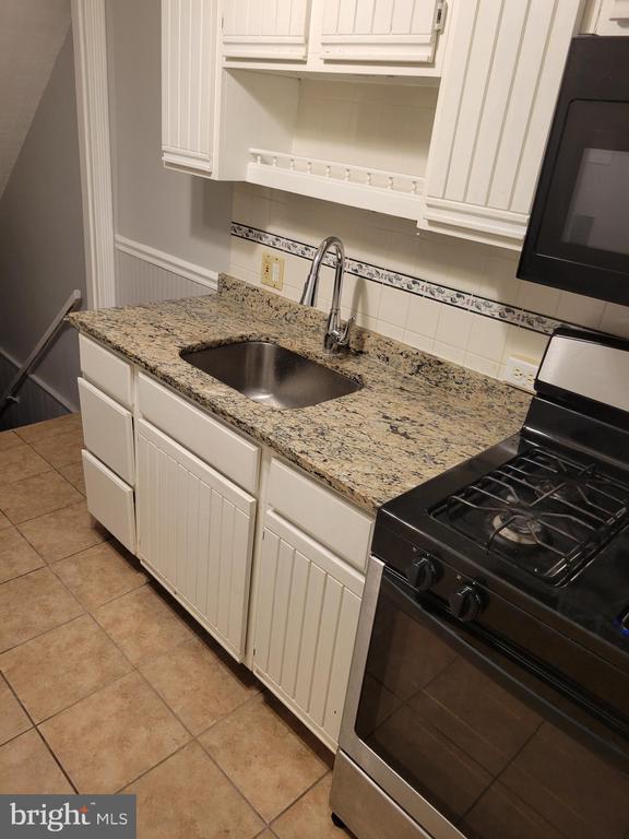 2117 Hawthorne Rd - Townhome Rental in Middle River MD | ForRent.com