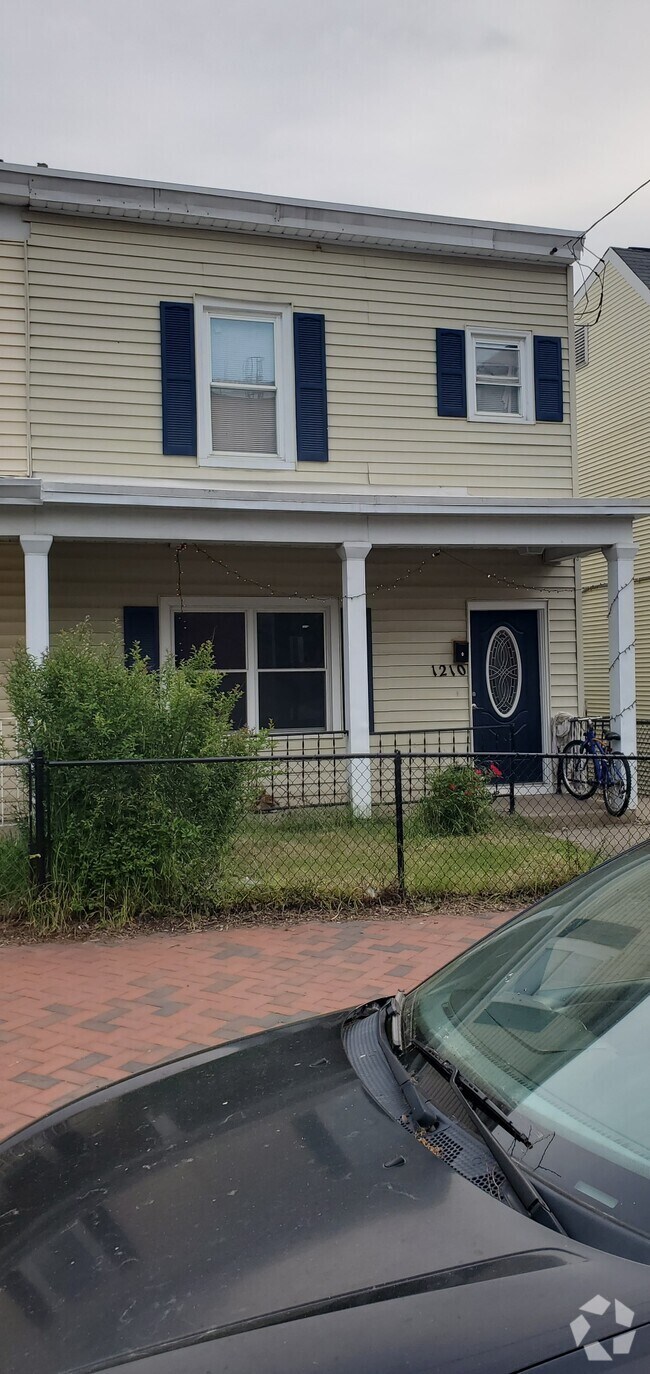 Houses for Rent in Virginia (VA) - 1,991 Houses | ForRent.com