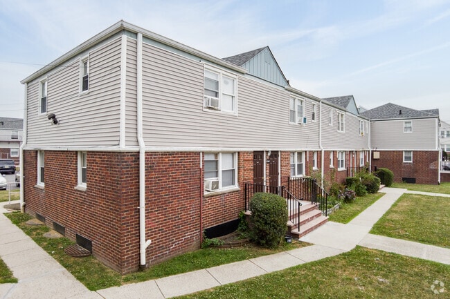 Sheridan Gardens Apartments For Rent in Elizabeth, NJ | ForRent.com