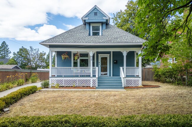 Charming Home in Spokane’s Heart – Unfurnished Off-Campus Housing ...
