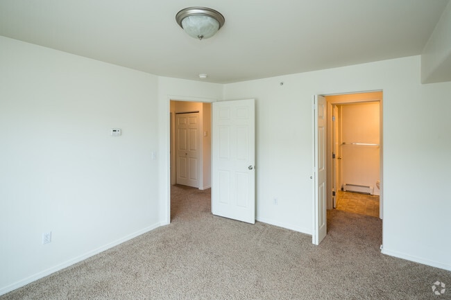 Town Square Manor Apartments For Rent in Anchorage, AK | ForRent.com