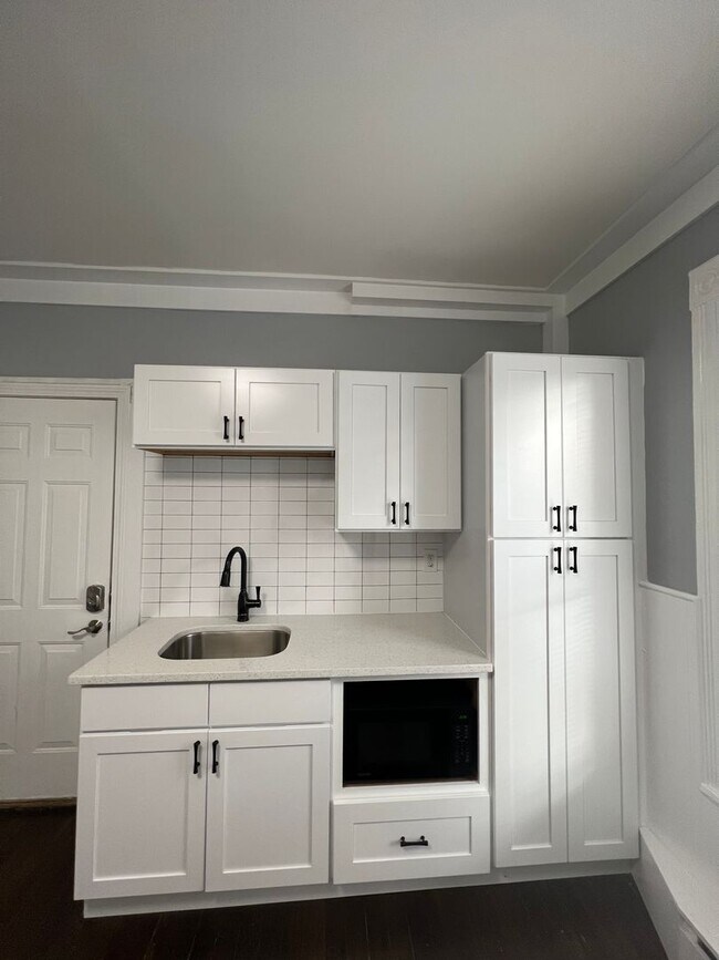 456 Poplar St Unit 2nd floor - Apartment for Rent | New Haven, CT ...
