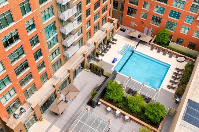 The Avant at Reston Town Center Apartments For Rent in Reston, VA ...