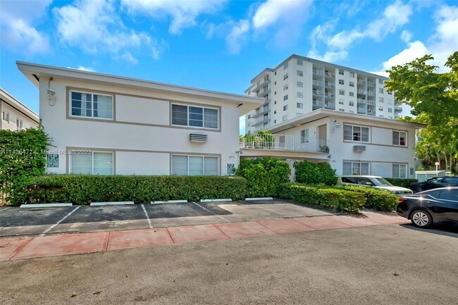 6905 Rue Vendome Condo Unit 1 - Condo for Rent in Miami Beach, FL ...