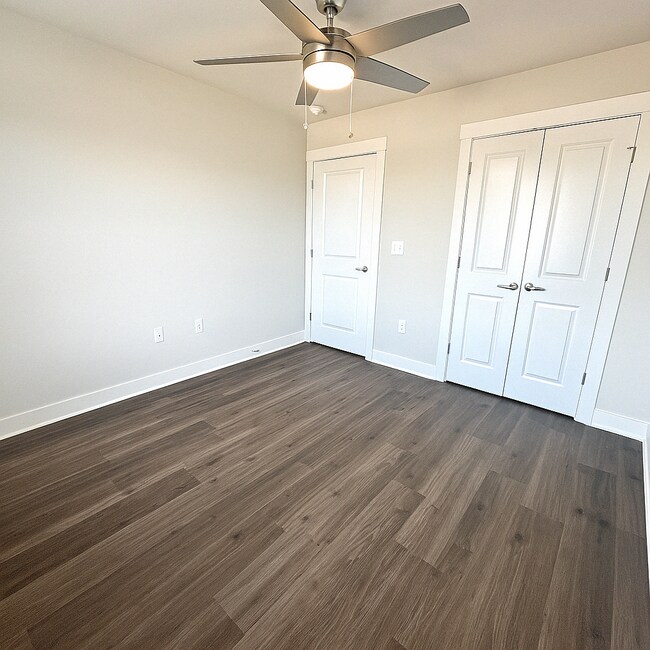 The Hills Townhomes 801-808 Off-Campus Housing, Staunton, VA