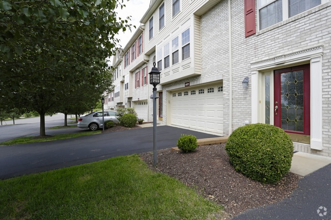 Summit Ridge Apartments - Townhomes for Rent - Oakdale, PA | ForRent.com