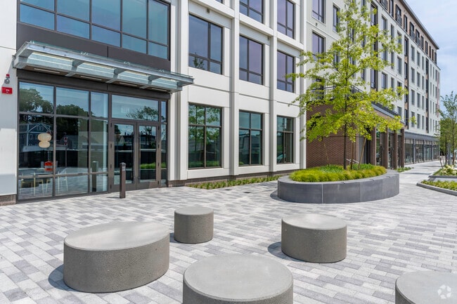 Northeastern University | Off-Campus Housing Search