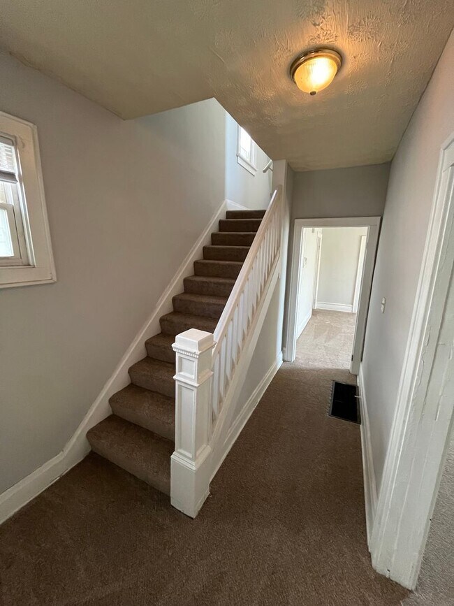 Spacious 3 Bed 1.5 Bath in Milo-Grogan - House Rental in Columbus, OH ...