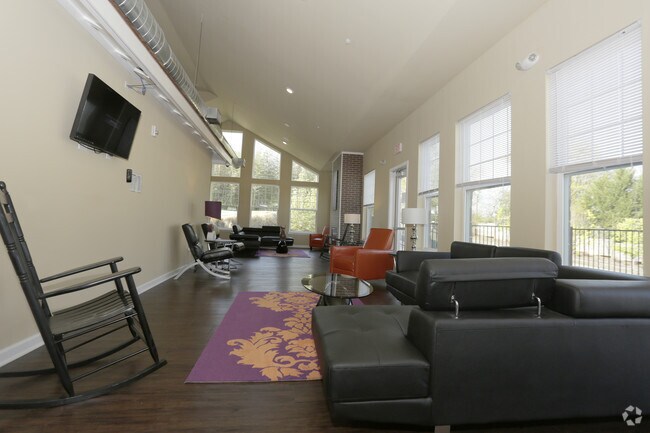 Clemson Lofts | Clemson University | Off-Campus Housing Search