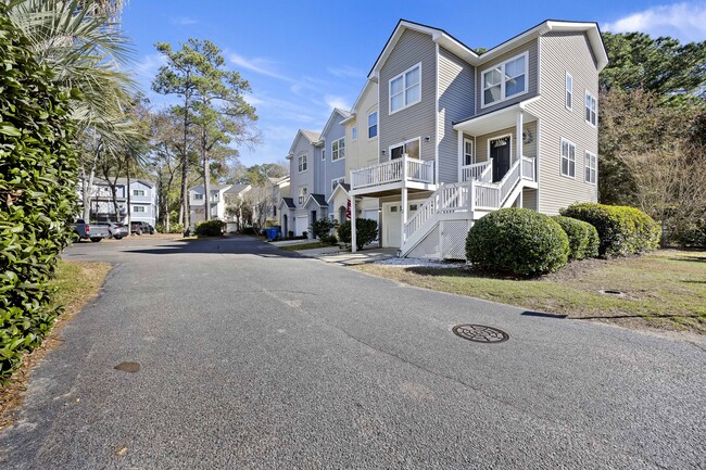 4 Jib Sail Ct Off-Campus Housing, Hilton Head Island, SC