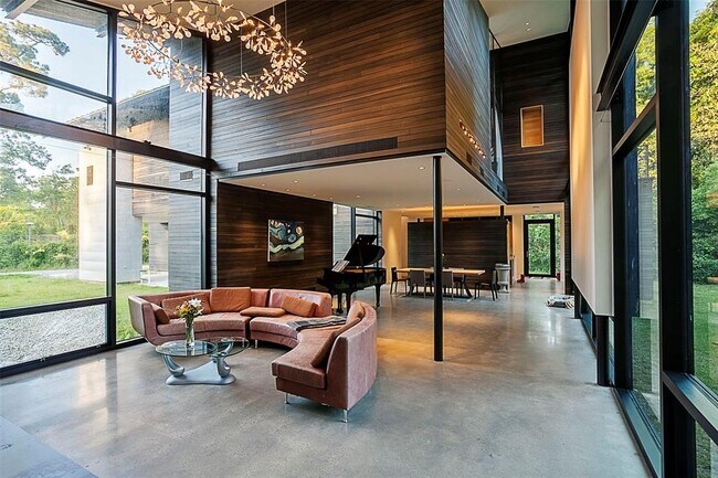 1001 W Lucas Dr - House Rental in Beaumont, TX | ForRent.com