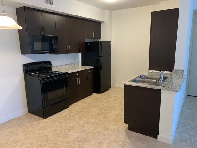 Sunset Pointe Apartments For Rent in Miami, FL | ForRent.com