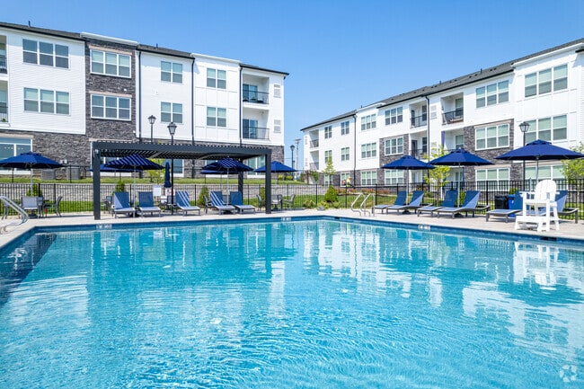Camelot at Toms River Apartments - Toms River, NJ | ForRent.com