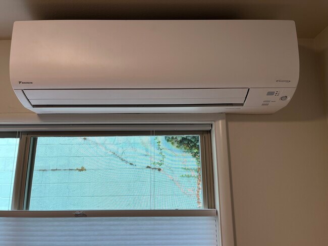 2365 SE 45th Ave Off-Campus Housing, Portland, OR