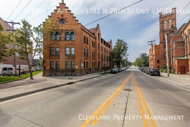 Modern Ohio City One Bedroom Apartment Unit 1702 W 28th St 03G ...