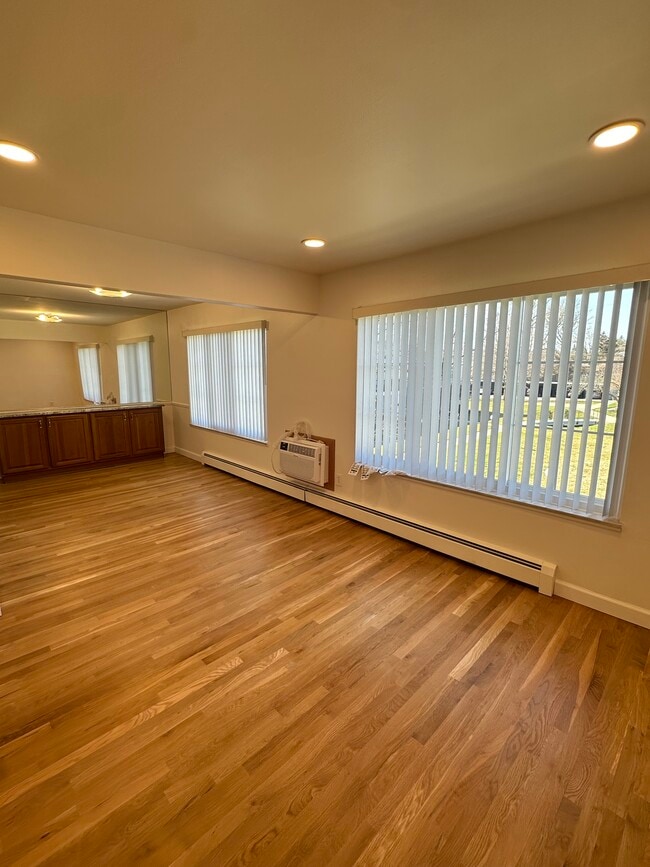 100 W Hickory Grove Rd Unit Bloomfield court - Condo for Rent in ...