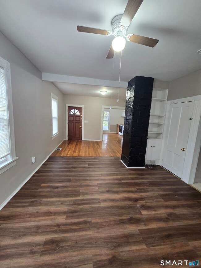 77 Nixon Ave Off-Campus Housing, Naugatuck, CT