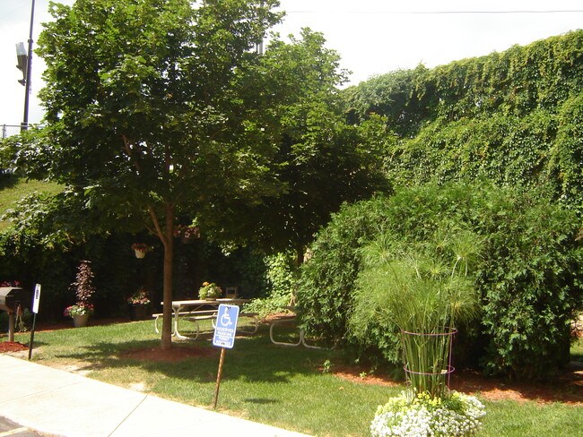 Mitchell Wagon Lofts - Racine, WI | ForRent.com