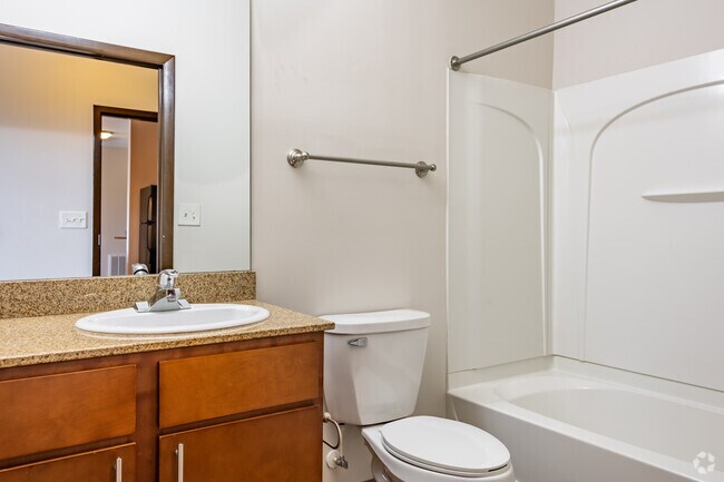 The Lofts at Mercer Village Off-Campus Housing, Macon, GA ...