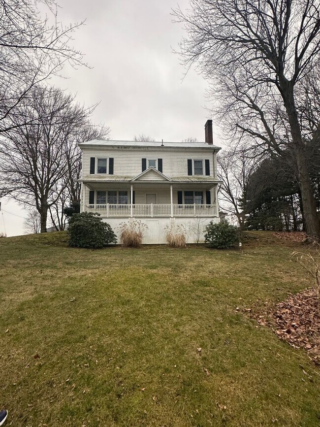 Four Bedroom, Single Family Home Rental - House Rental in Wooster, OH ...