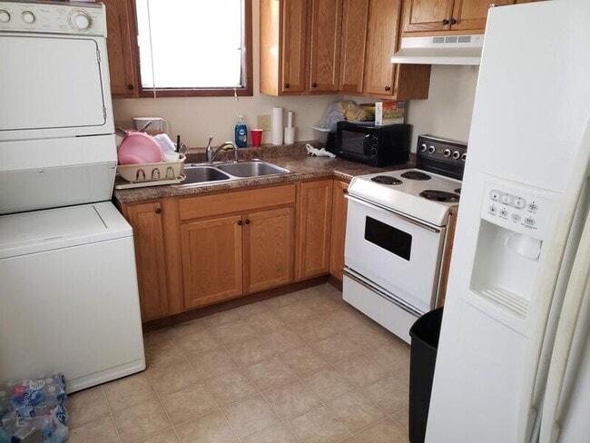 4406 Castlewood Pl Unit 1 Off-Campus Housing, Ames, IA