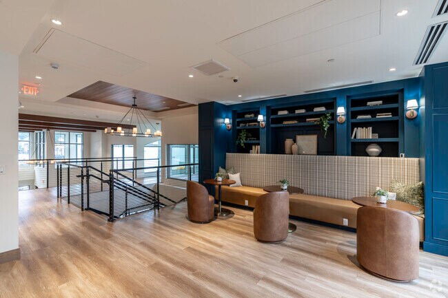 Massachusetts College of Pharmacy and Health Sciences | Off-Campus ...