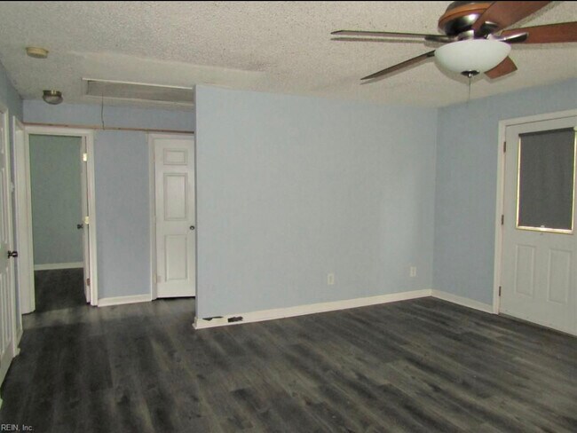 8112 Diggs Rd Rental For Rent in Norfolk, VA | ForRent.com
