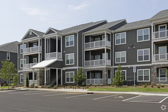 Ridge at Hamilton Crossing Apartments - Maryville, TN | ForRent.com