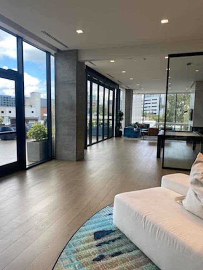 High Rise Condo Living at Its Best!!!! Unit 788 W Marietta St NW ...