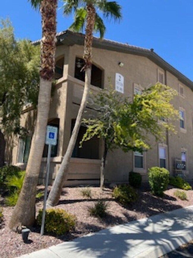 1st Floor Condo in Gated Sunset Cliffs com... Unit 1006 - Condo for ...